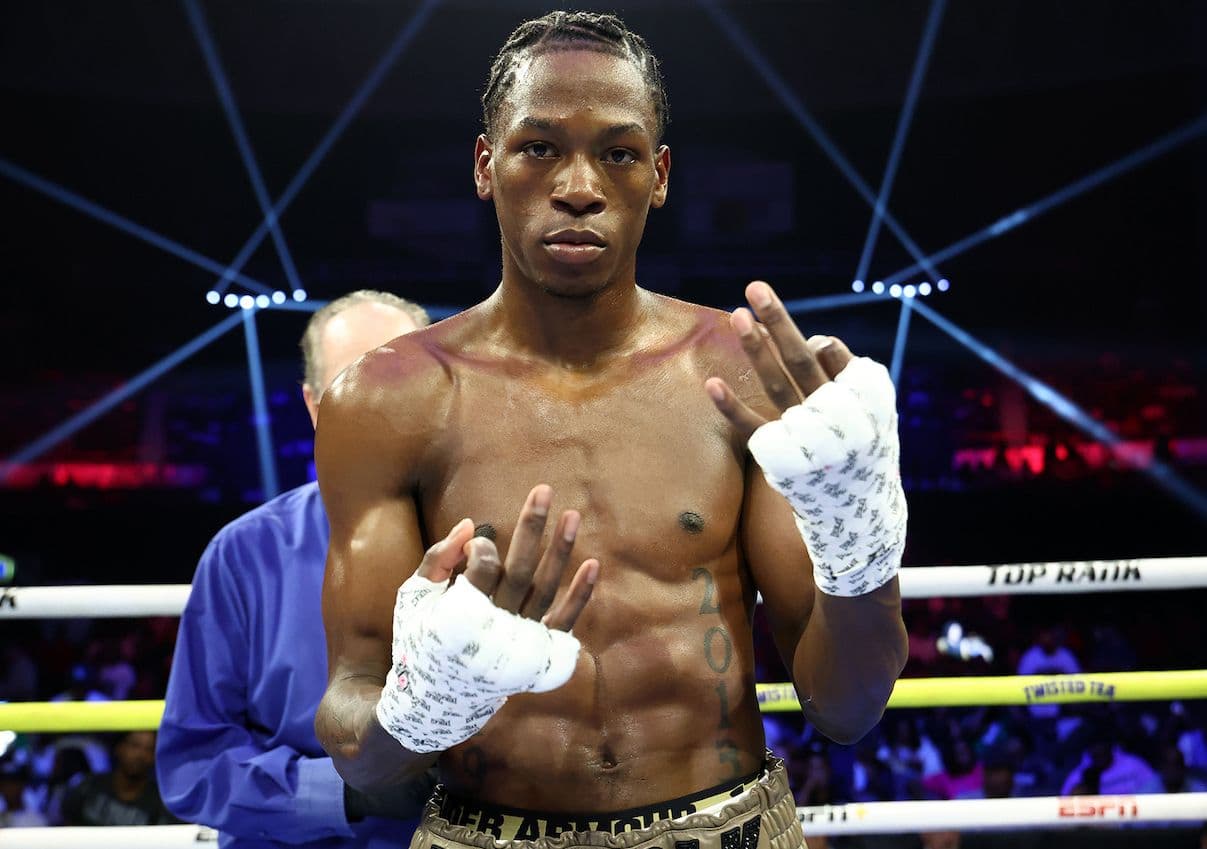 Mason vs. Nakathila Undercard Results: Keon Davis Wins By 2nd-Round TKO