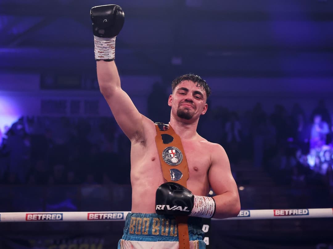 Mark Dickinson VS Troy Williamson | Sunderland Live, Sunderland, GB ...