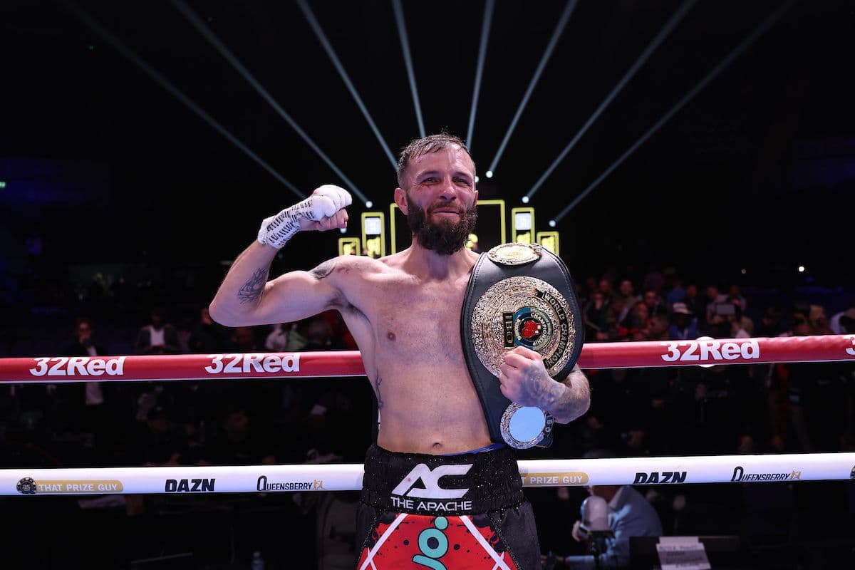 Photos: Anthony Cacace Batters, Stops Leigh Wood in Nine