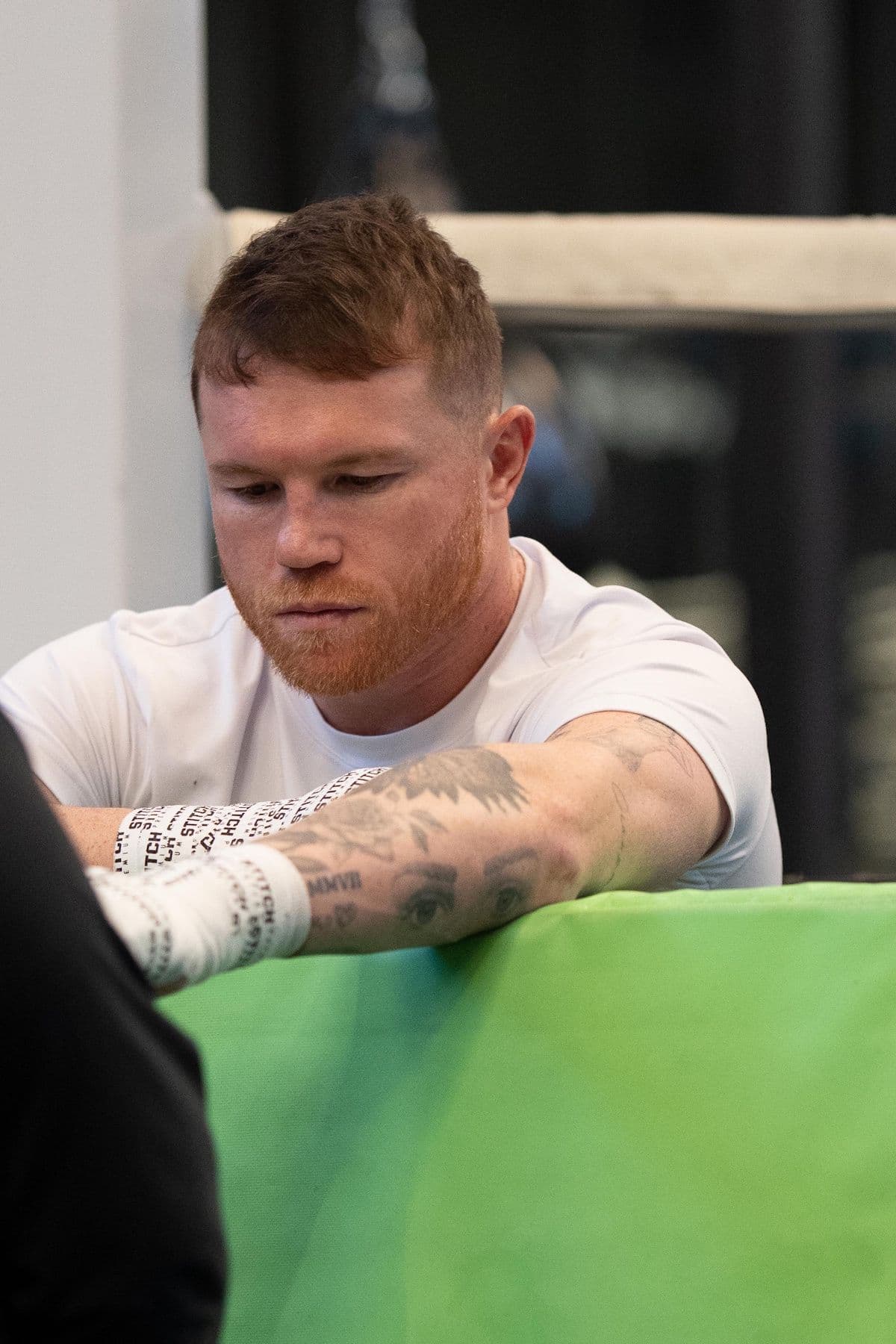Photos: Canelo Alvarez Grinds in Riyadh For Scull