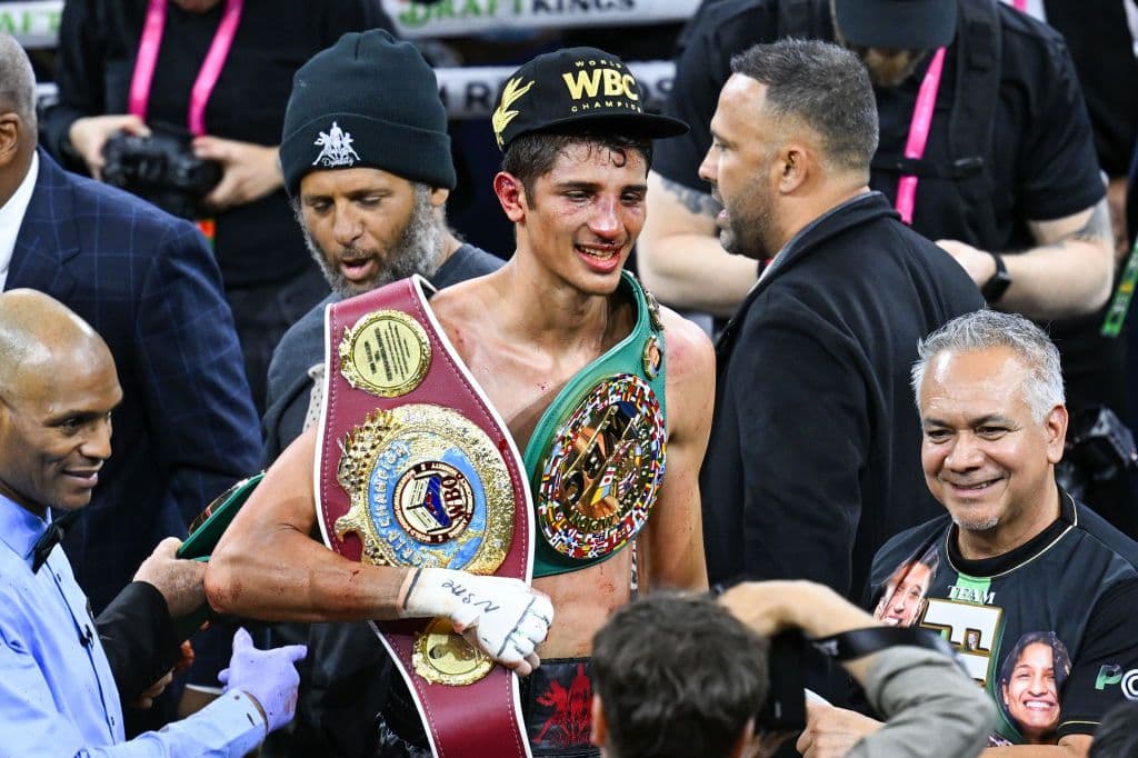 Sebastian Fundora vs. Xander Zayas: WBO To Stream Purse Bid Next Week After Failed Negotiations