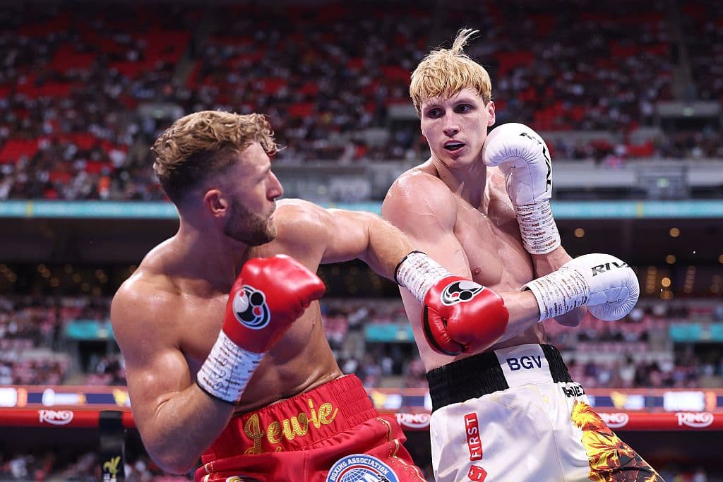 Daniel Lapin Outpoints Lewis Edmondson As Solomon Dacres, Aadam Hamed ...