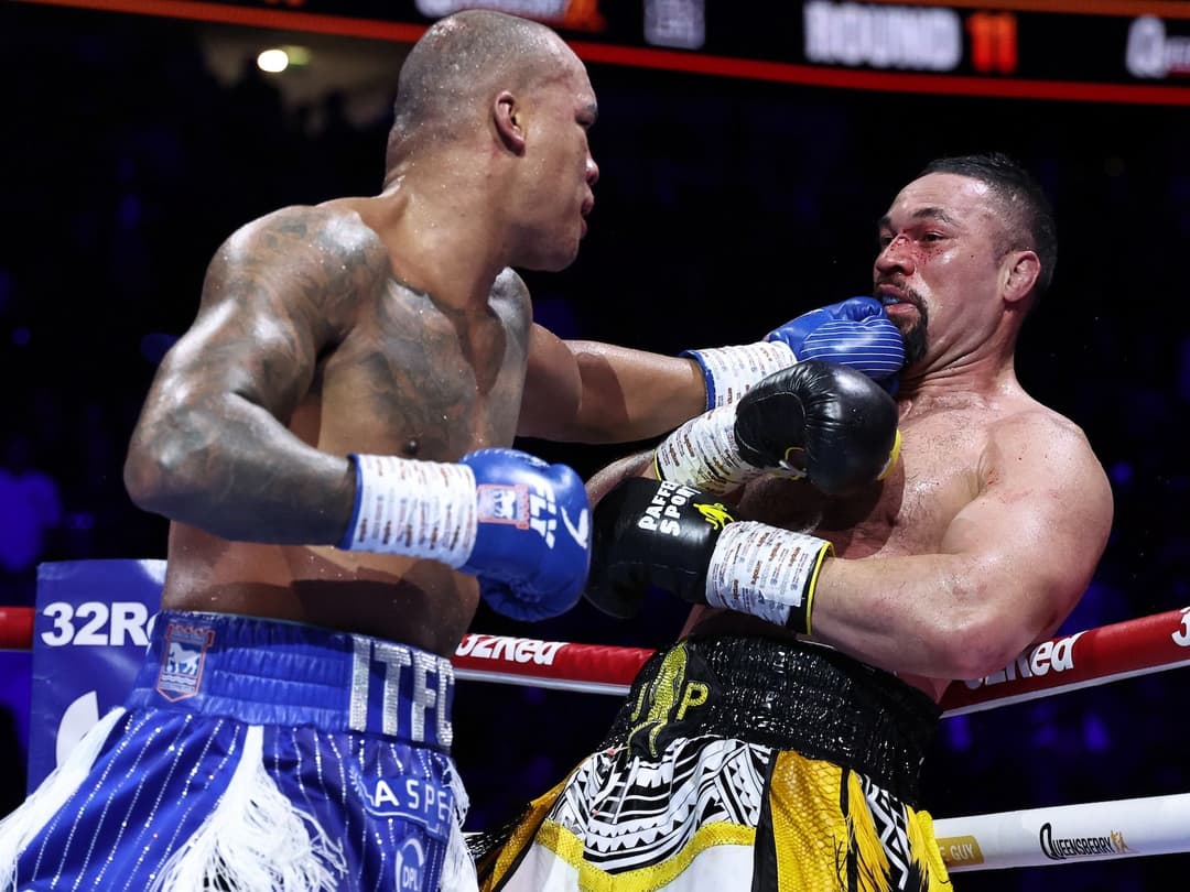 Oleksandr Usyk | The Ring Profile – Stats & Record